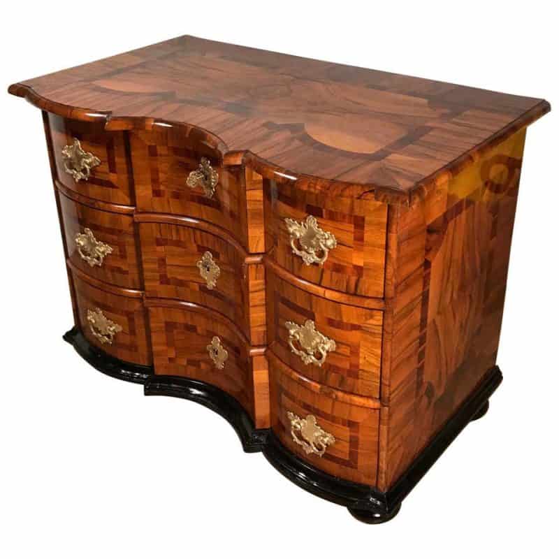 The Styylish Buying Guide for Baroque Furniture - Styylish