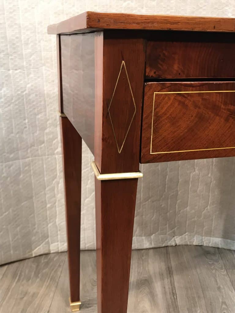 Small Neoclassical Desk, Germany 1810, Antique - Styylish